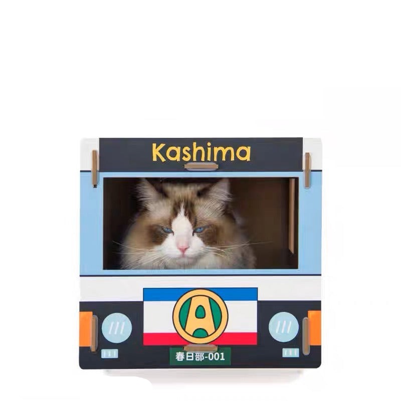 KASHIMA x Crayon Shin-chan Favourite Cartoon School Bus Cat Scratcher ...